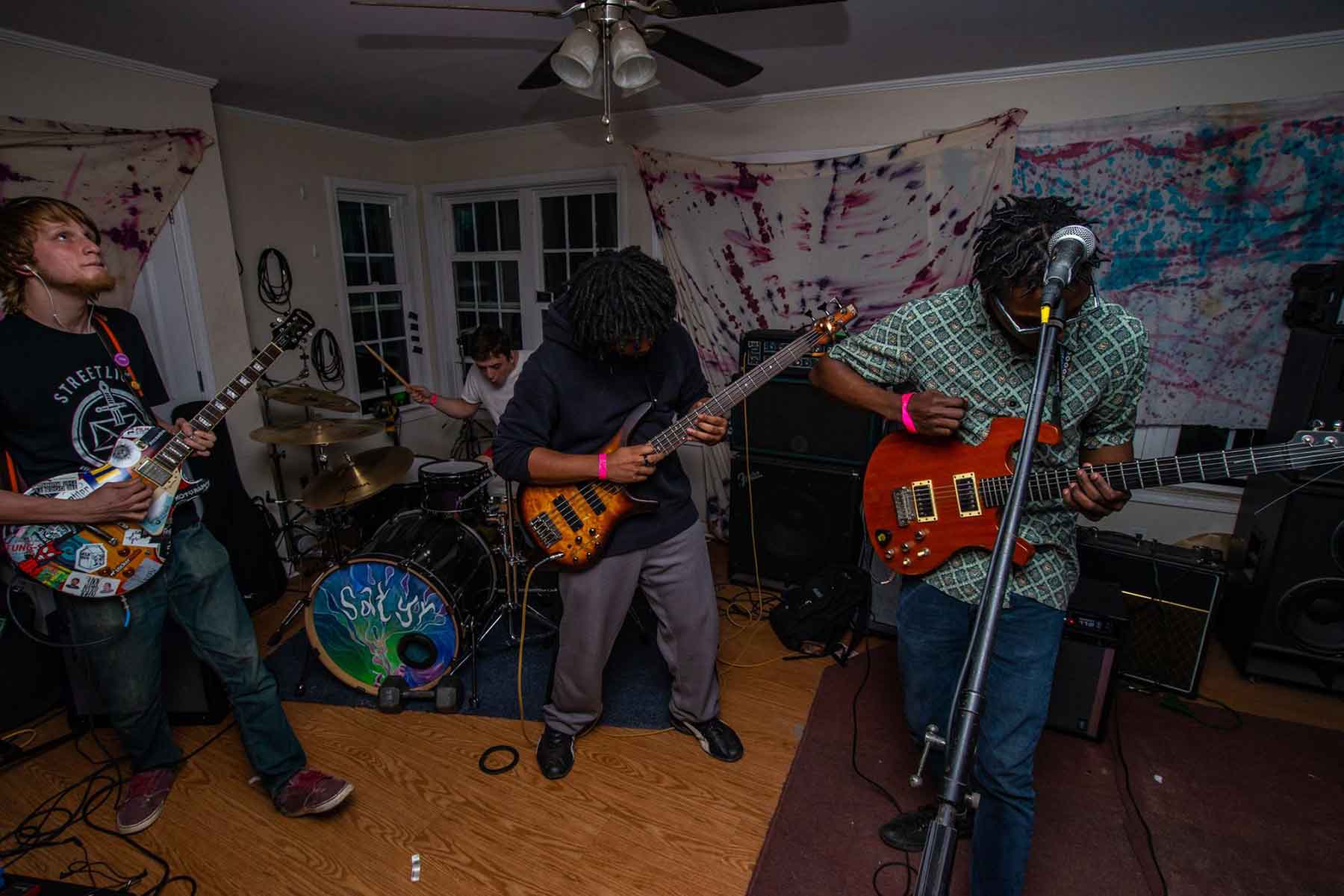 HM PREMIERE: Satyr Premieres New Single, 'Andromeda,' From 'Neutrino ...